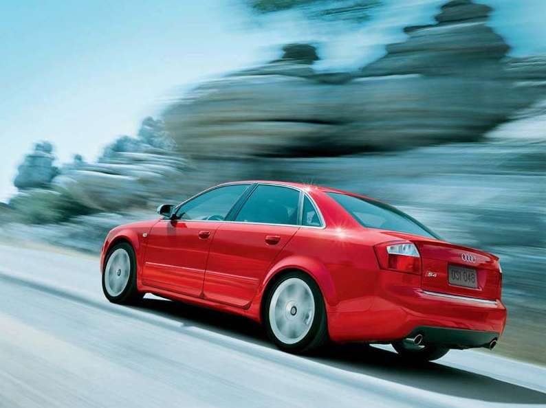 Great photos of the 2004 Audi S4 - AutoSpies Auto News