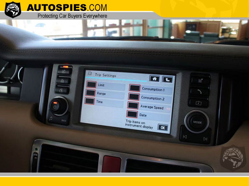 Auto Spies Exclusive-First pics of the 2005 Range Rover DVD Nav system ...