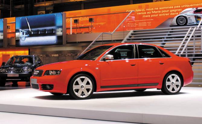 New Audi S4, S4 Avant and A8 pictures - AutoSpies Auto News