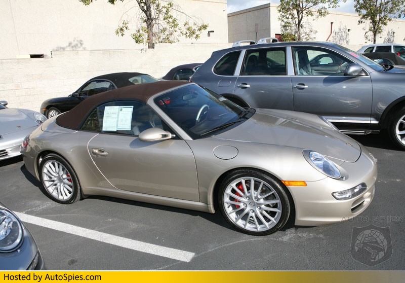 Photos: Paint to sample Porsche 997 cabriolet - AutoSpies Auto News
