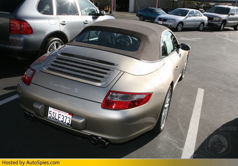 Photos: Paint to sample Porsche 997 cabriolet - AutoSpies Auto News