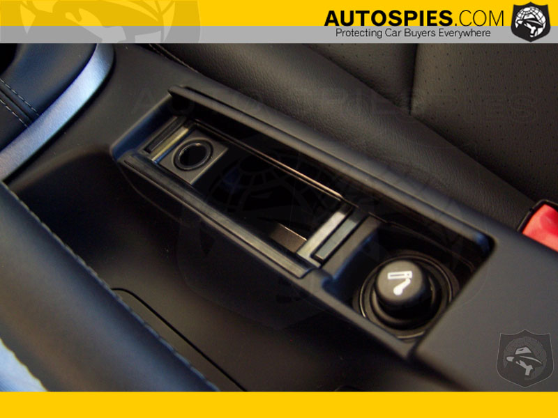 First pictures of the 2005 Porsche 997 PCM system - AutoSpies Auto News