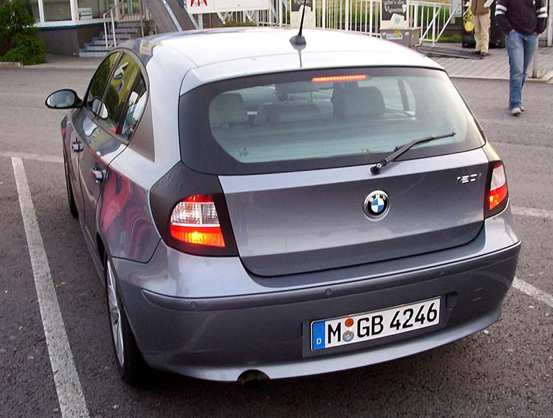 Real life pictures of the BMW 1-series - AutoSpies Auto News