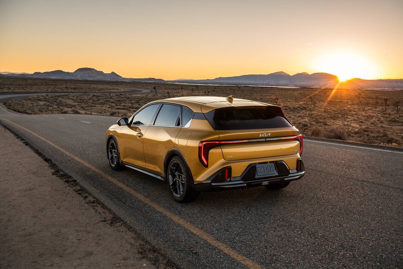 2026 Kia K4 Hatchback Shows Off Shooting Brake Looks - AutoSpies Auto News