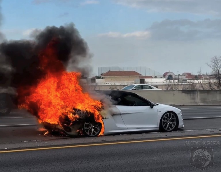 Audi R8 Goes Up In Flames On Florida Freeway - AutoSpies Auto News