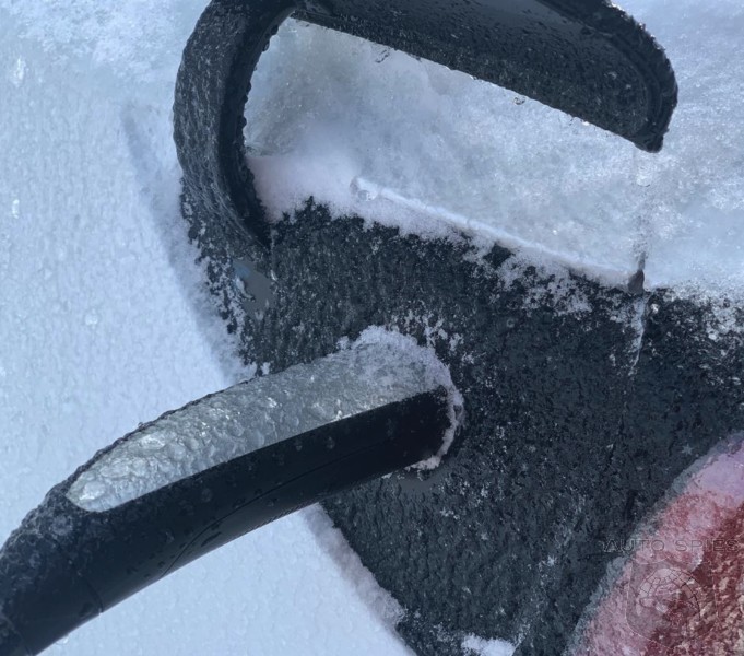 Chicago's Frozen EV Grave Yard Gives Tesla A Black Eye - AutoSpies Auto ...