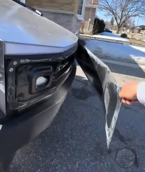 Telsa Places Hold On Cybertruck Deliveries To Address Body Panels ...