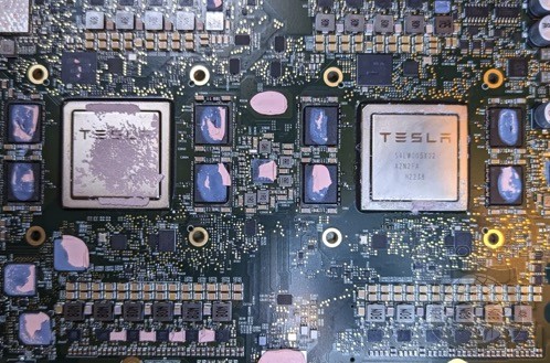 Tesla Owners Are Reporting Wide Spread Computer Failures On New Models ...