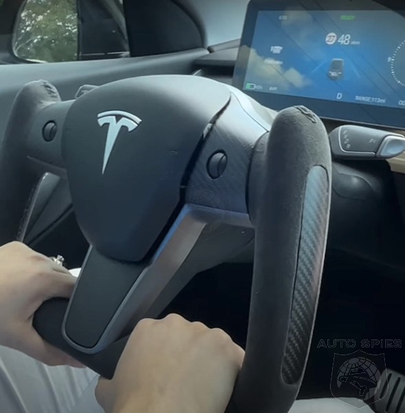 Tesla Steering Yokes Are Disintegrating In Owners Hands - AutoSpies ...
