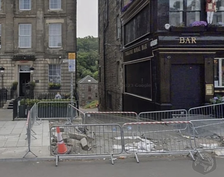 City Forced To Block Off Stairs As Drivers Blindly Follow Google Maps ...